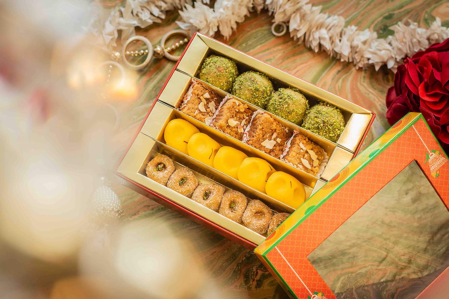 Ideas for Trending Favors to Forward with Wedding Cards