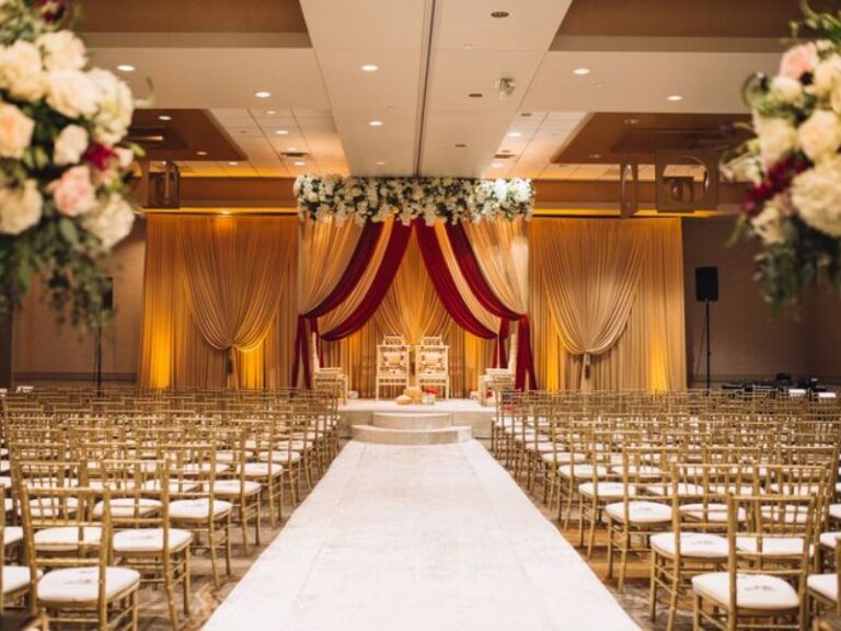 30 Best Decor Ideas for Your Wedding Venue - Happy Wedding App