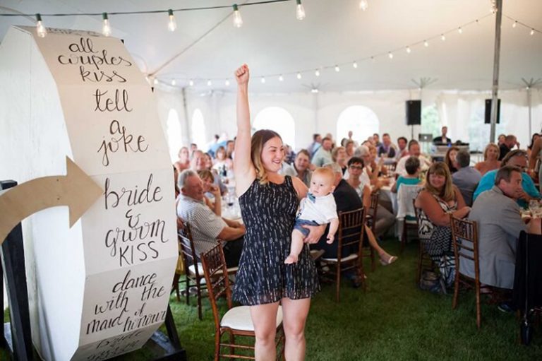 14 Indoor Wedding Reception Games and Activities for Everyone
