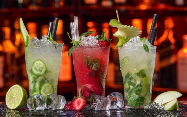Top 15 Refreshing Welcome Drinks Ideas for Wedding Guests