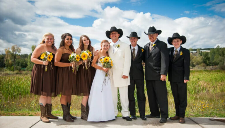 7 Stunning Camo Wedding Ideas to Host Dream Wedding