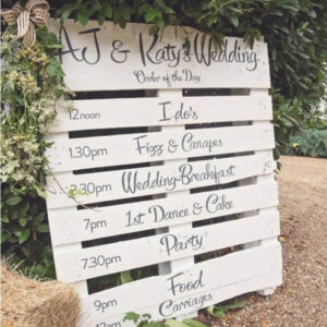 25+ Best Wedding Welcome Sign Ideas for Any Style in 202
