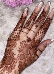 80+ Stunning Arabic Mehndi Designs From Unique to Simple