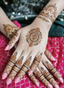 80+ Stunning Arabic Mehndi Designs From Unique to Simple