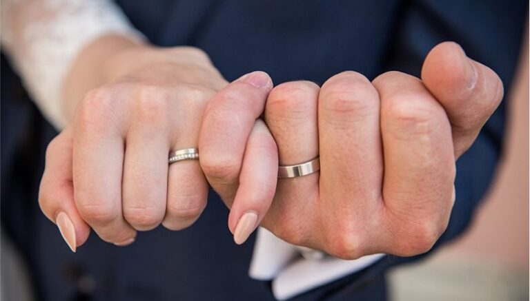 What Is a Promise Ring and What Does It Symbolise?